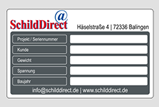 Bedruckte Kunststoff-Typenschilder schnell geliefert von SchildDirect